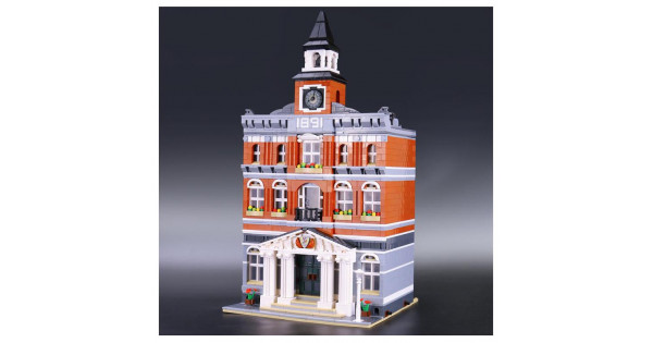 15003 THE TOWN HALL | CREATOR